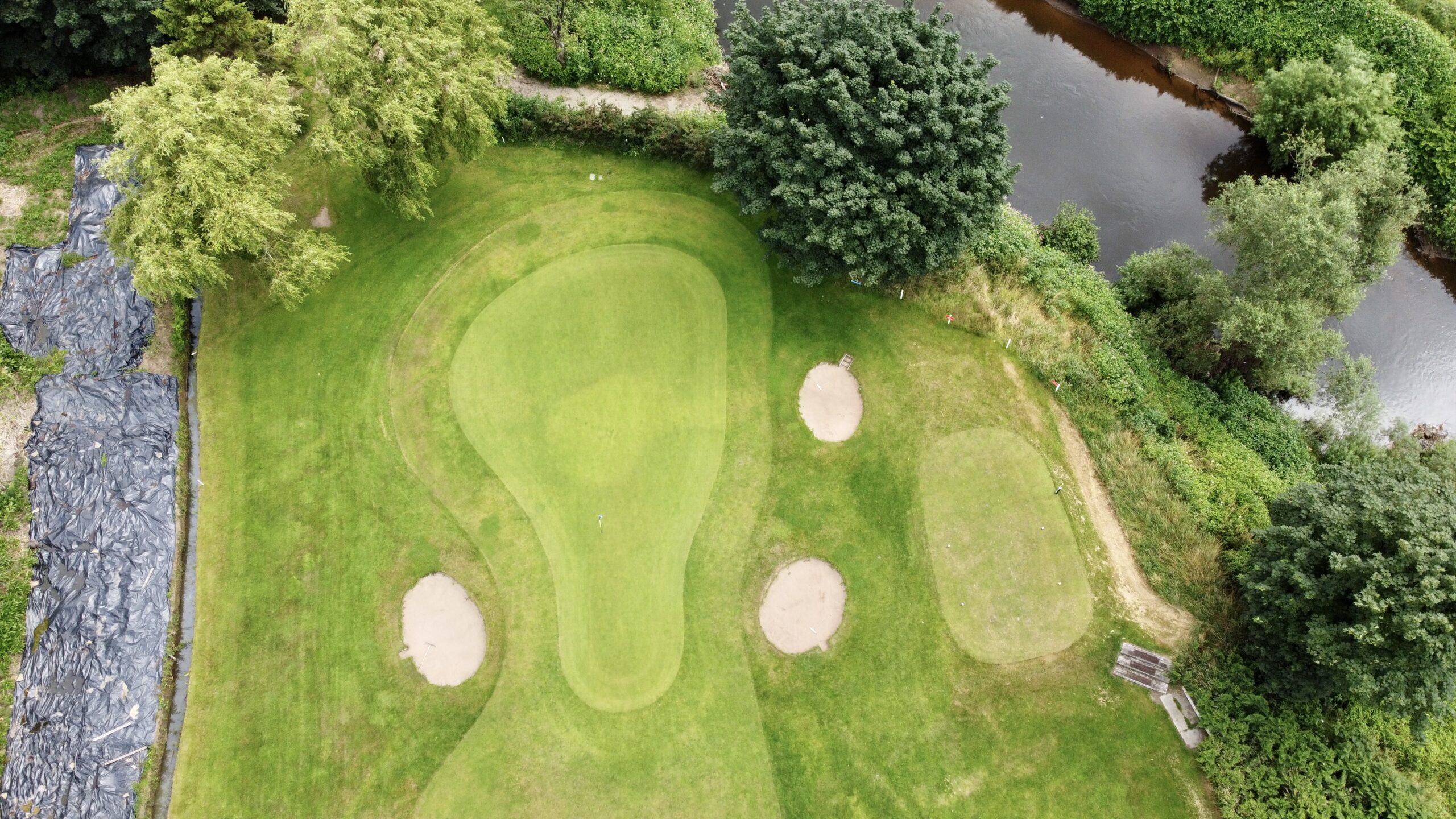 Flixton Golf Club - 6th Hole - Stripey Green TV